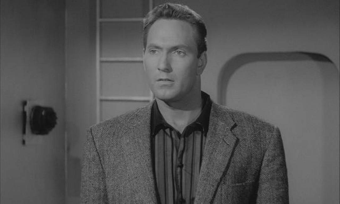 Morre Gregory Walcott, ator de 'Plano 9 do espaço sideral' - Jornal O Globo