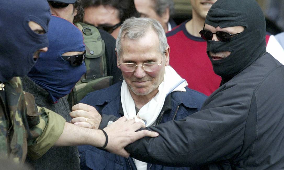 Filho de ex-chefe da Cosa Nostra comanda 'Máfia Tour' - Jornal O Globo