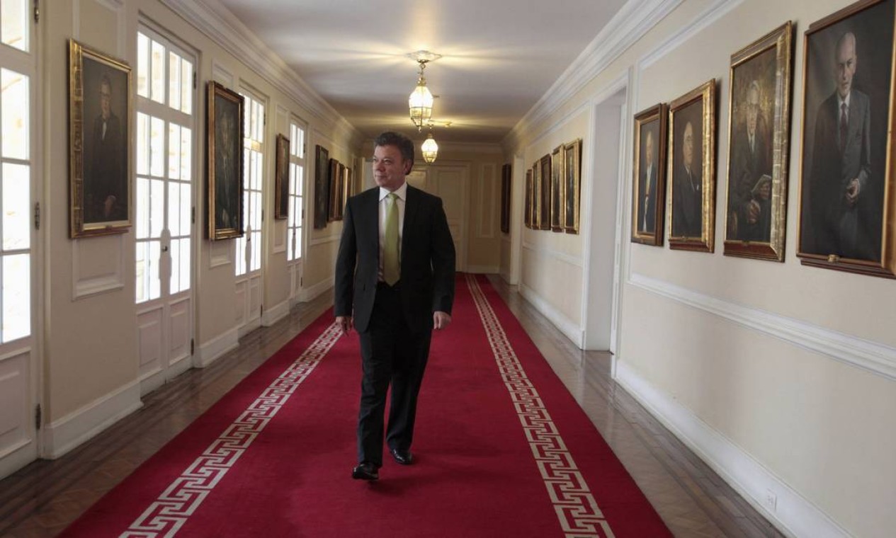 'Diálogo deve ser promovido na Venezuela', diz Santos - Jornal O Globo