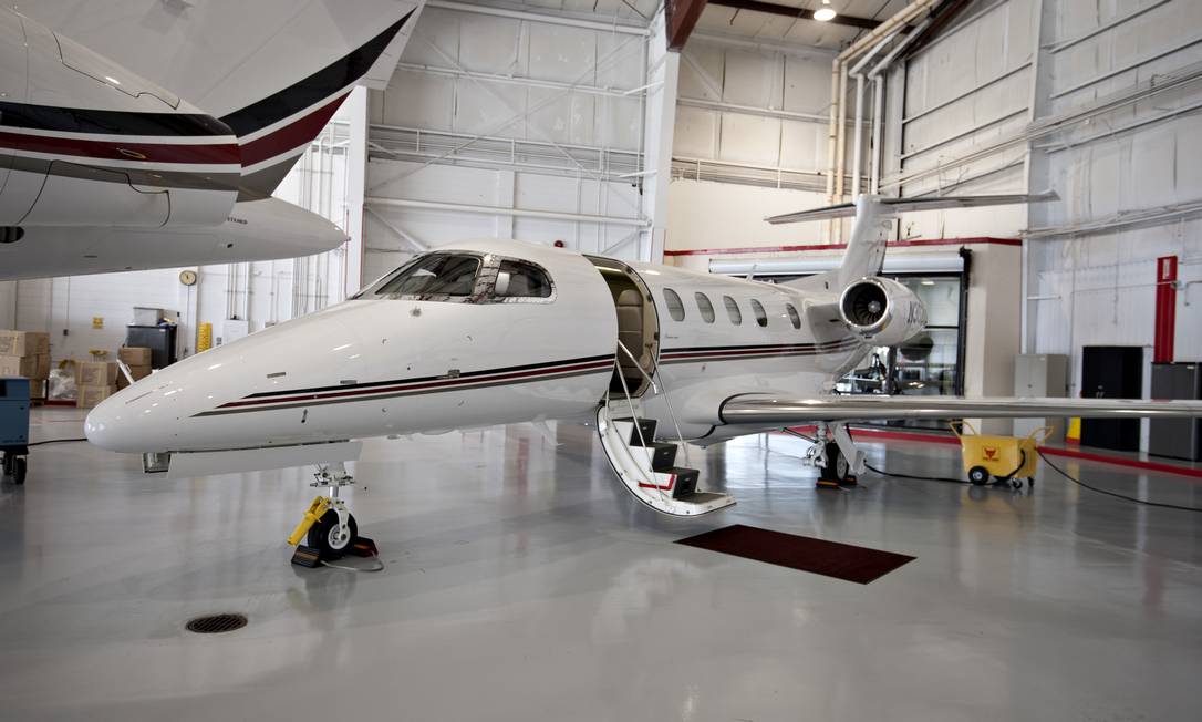 Embraer confirma transferência da produção de jatos Phenom para os EUA ...