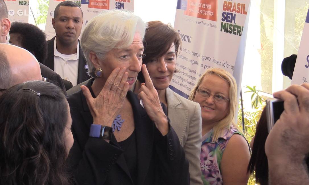 Lagarde elogia moradora do Alemão: 'Você é a melhor propaganda dos seus ...