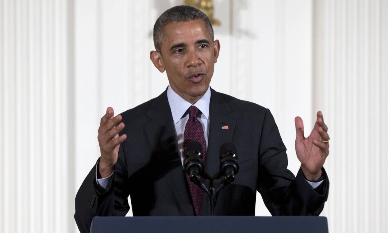 Obama sanciona lei que limita espionagem em massa, aprovada pelo Senado ...