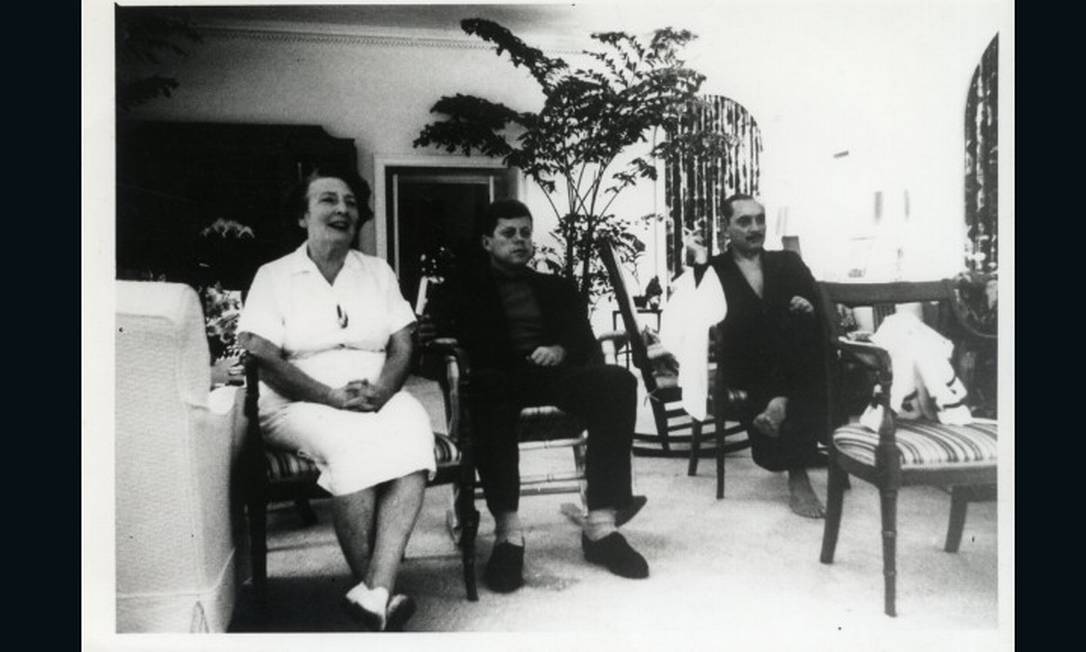 Fotos inéditas de Kennedy e sua família são leiloadas, junto com ...