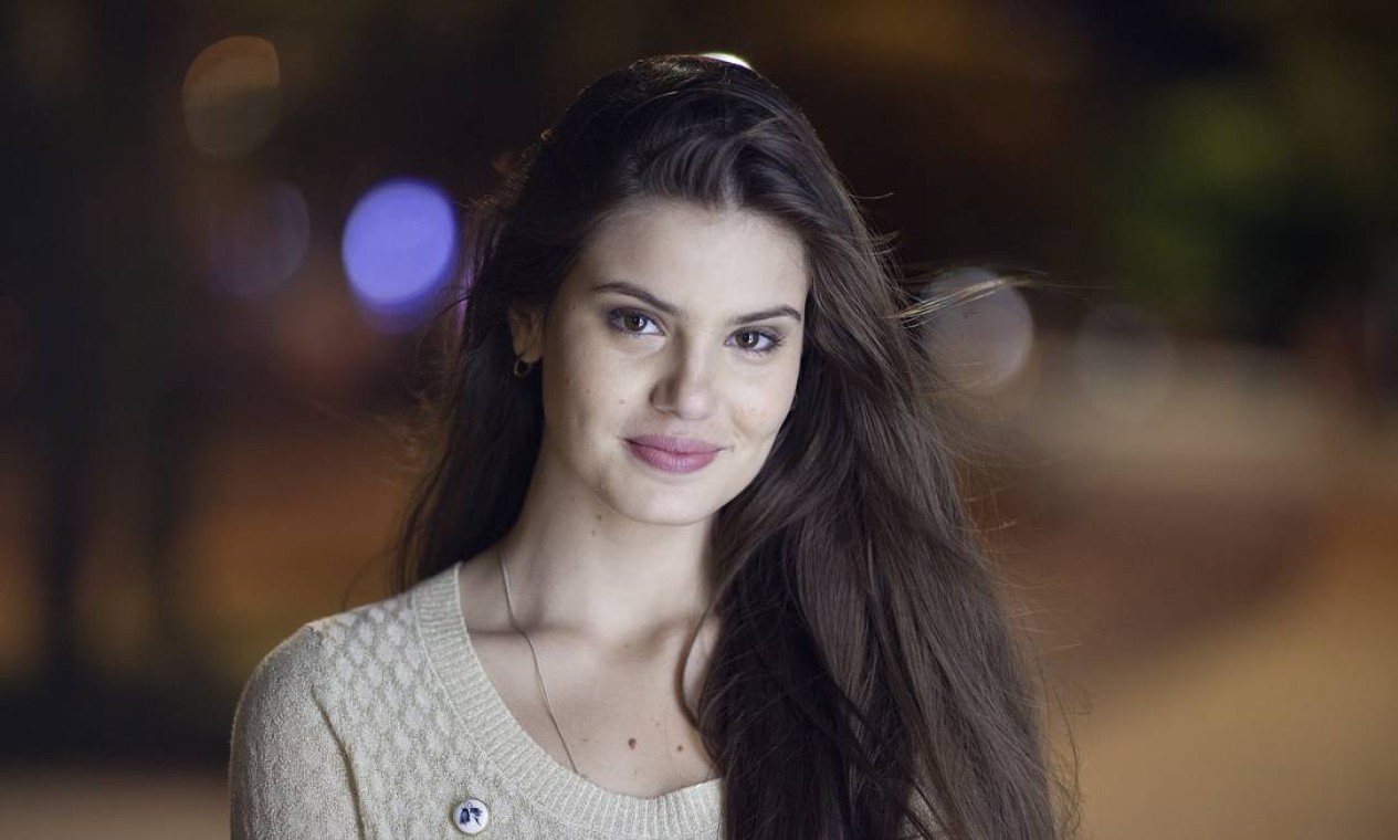 'Se ele pedir a minha mão, me caso amanhã', diz Camila Queiroz sobre o ...