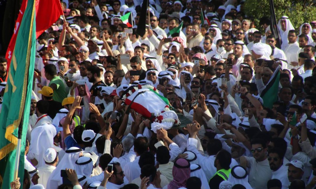Em funeral, Kuwait mostra união nacional - Jornal O Globo
