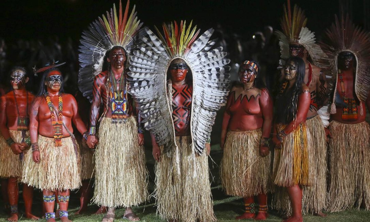 Confira os destaques do primeiro dia da São Paulo Fashion Week - Jornal ...