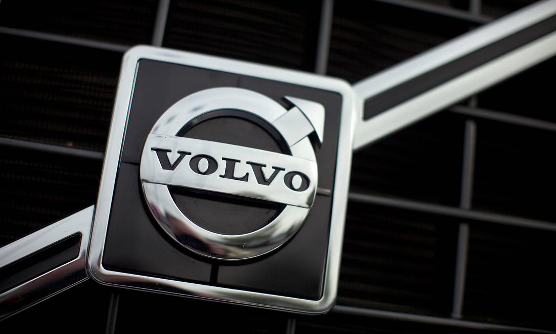 Volvo para fábrica no próximo dia 27 e vai ajustar produção, diz ...