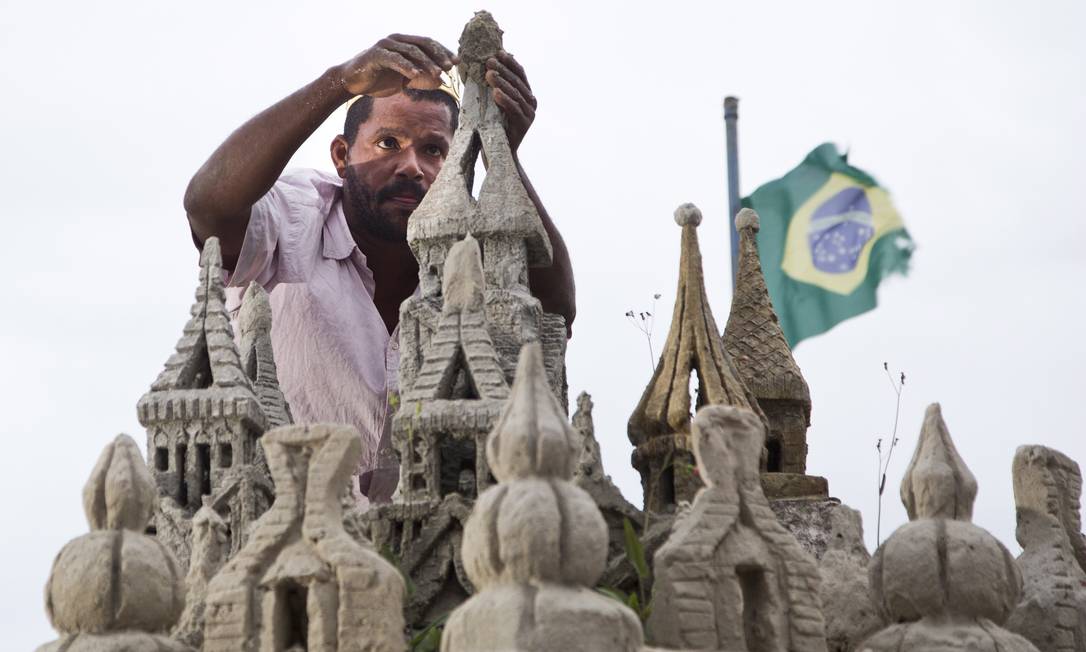 Ruas e praças da região da Barra se transformam em palco para artistas ...