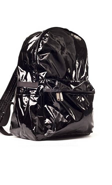 Mochilas ganham status de acessório fashion - Jornal O Globo