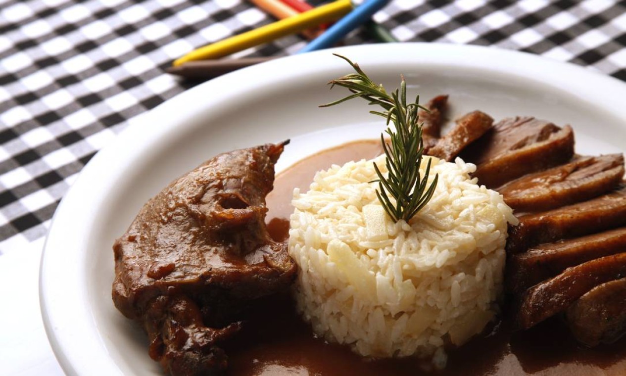 Guimas: balzaquiano em boa forma - Jornal O Globo