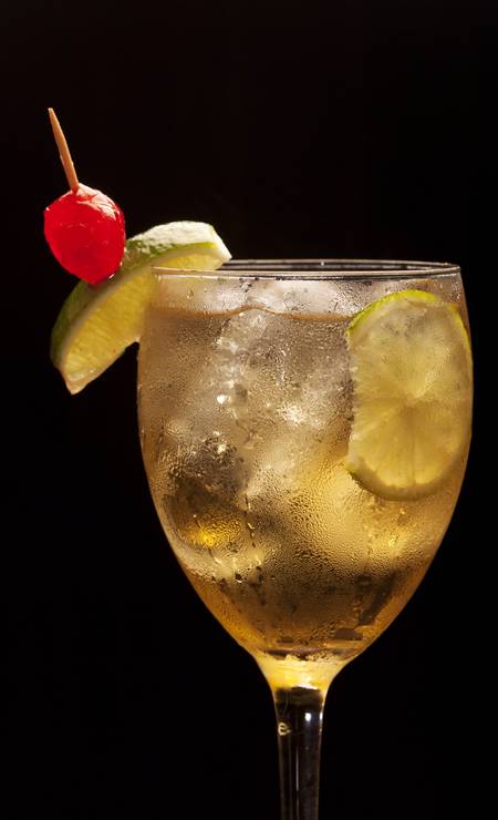 Guimas: balzaquiano em boa forma - Jornal O Globo