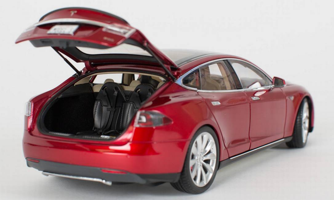 Tesla Model S mais barato? Só em miniatura - Jornal O Globo