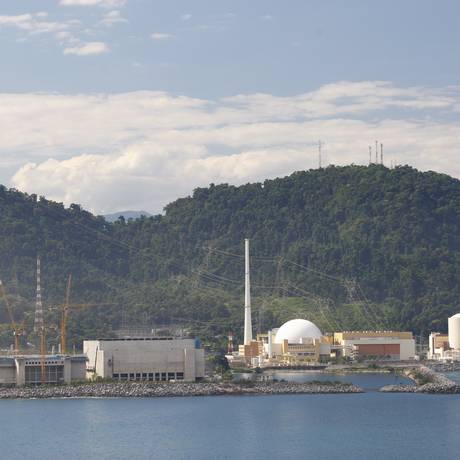Sem seguro, usinas nucleares de Angra 1 e 2 podem parar - Jornal O Globo