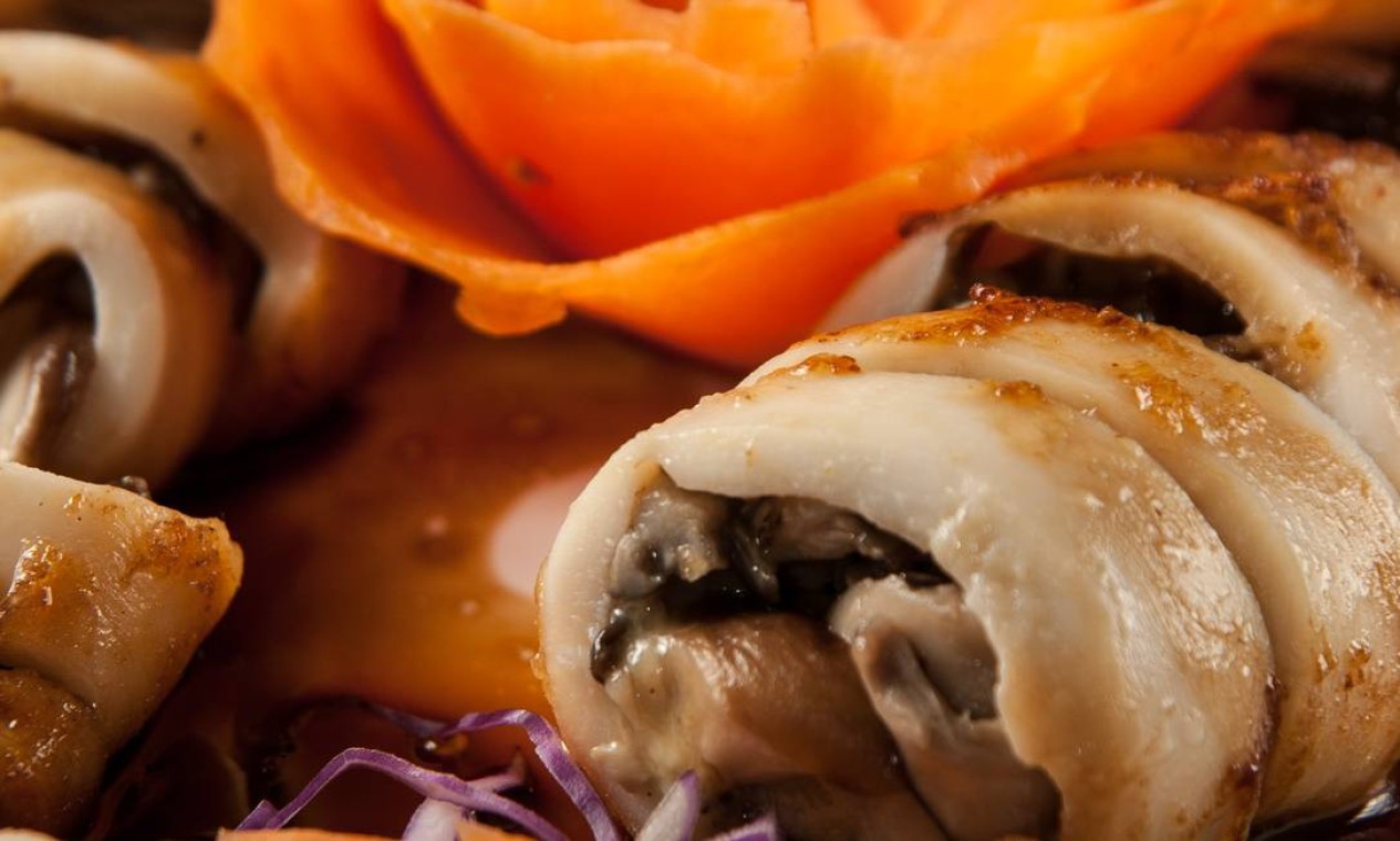 Hora de inovar: aprenda como fazer uma lula recheada - Jornal O Globo