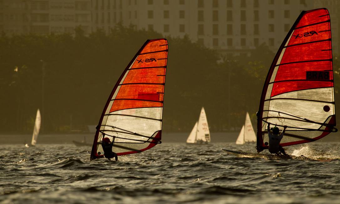 Vela começa a se popularizar e já é possível navegar mesmo sem ter ...