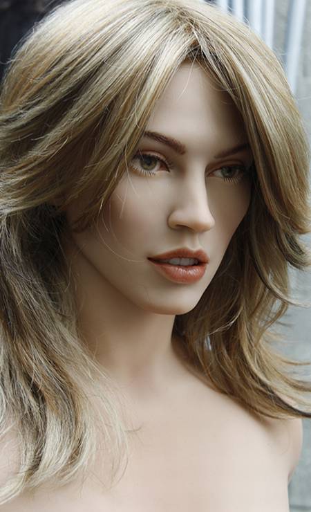 Bonecos 'infláveis' mais realistas do mundo chegam a custar R$ 88 mil ...