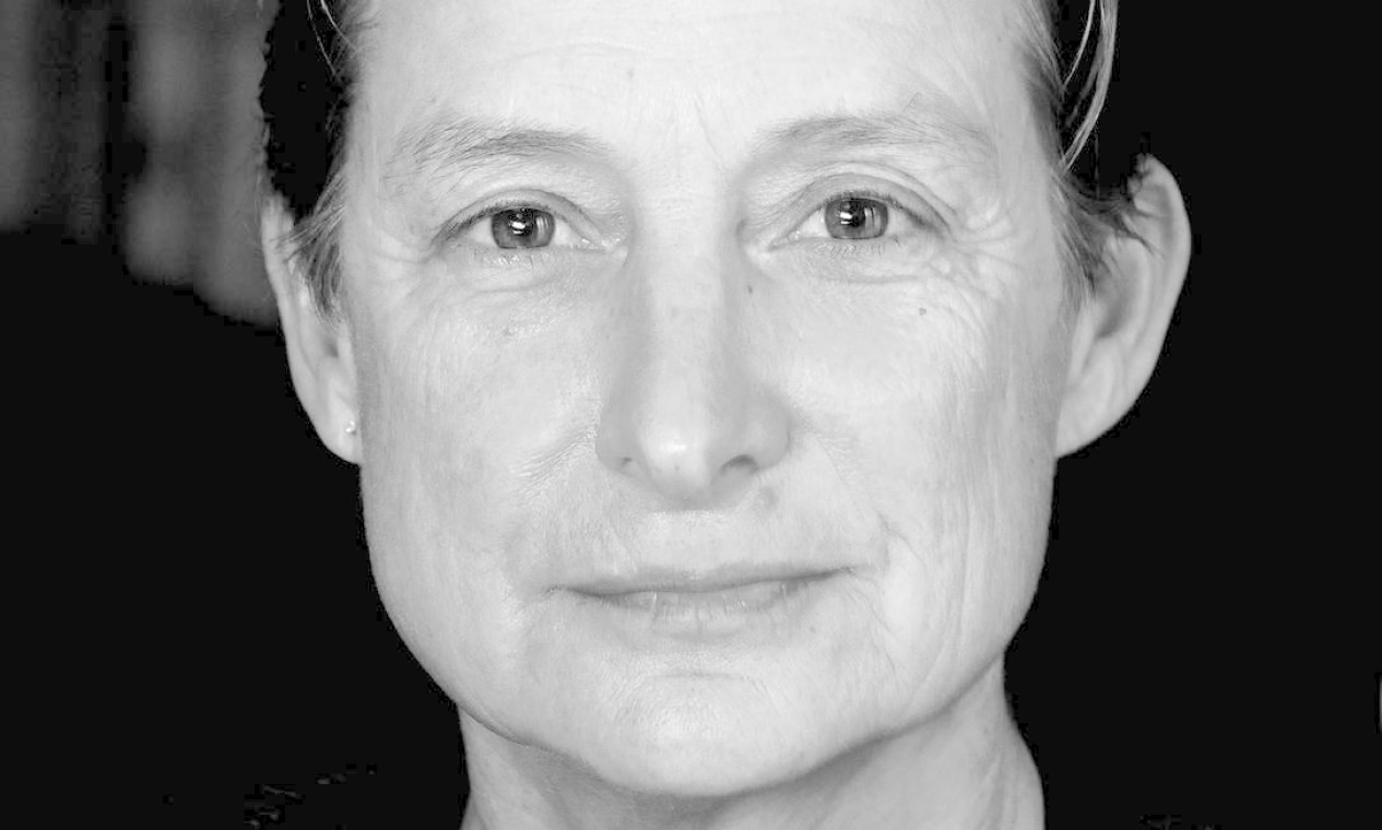 Filósofa americana Judith Butler discute violência de gênero e dilemas ...