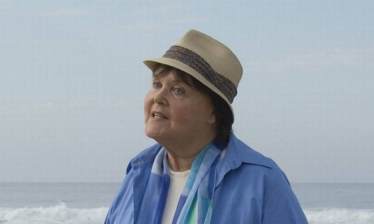 Morre Helena Jobim, única irmã de Tom - Jornal O Globo