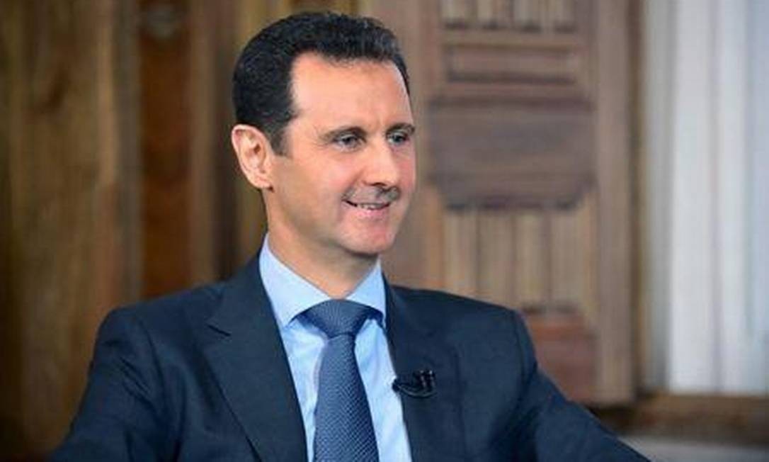Assad diz que somente o povo sírio pode decidir sobre sua renúncia ...