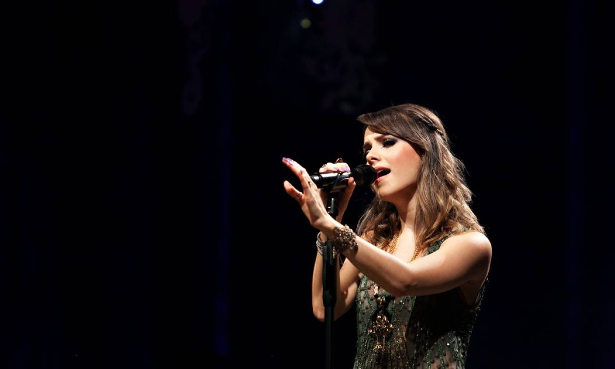 Sandy revela gostos musicais e conta que o filho, Theo, é fã de ...