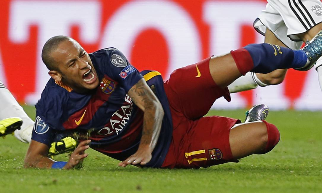 Neymar lamenta ausência de Messi em vitória do Barcelona - Jornal O Globo