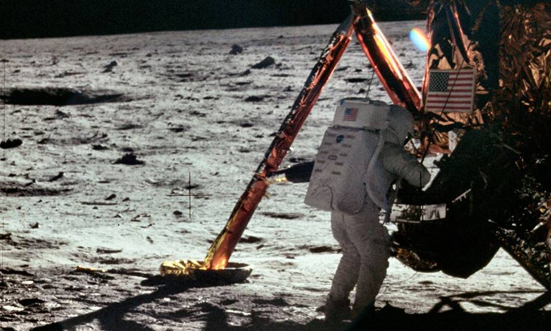 Site traz todas as fotos do homem na Lua - Jornal O Globo