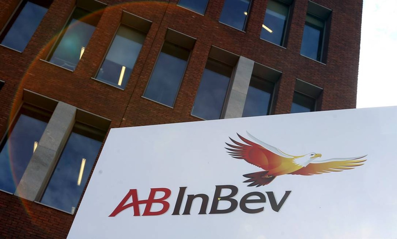 AB InBev tem mais uma semana para fechar oferta pela SABMiller - Jornal ...