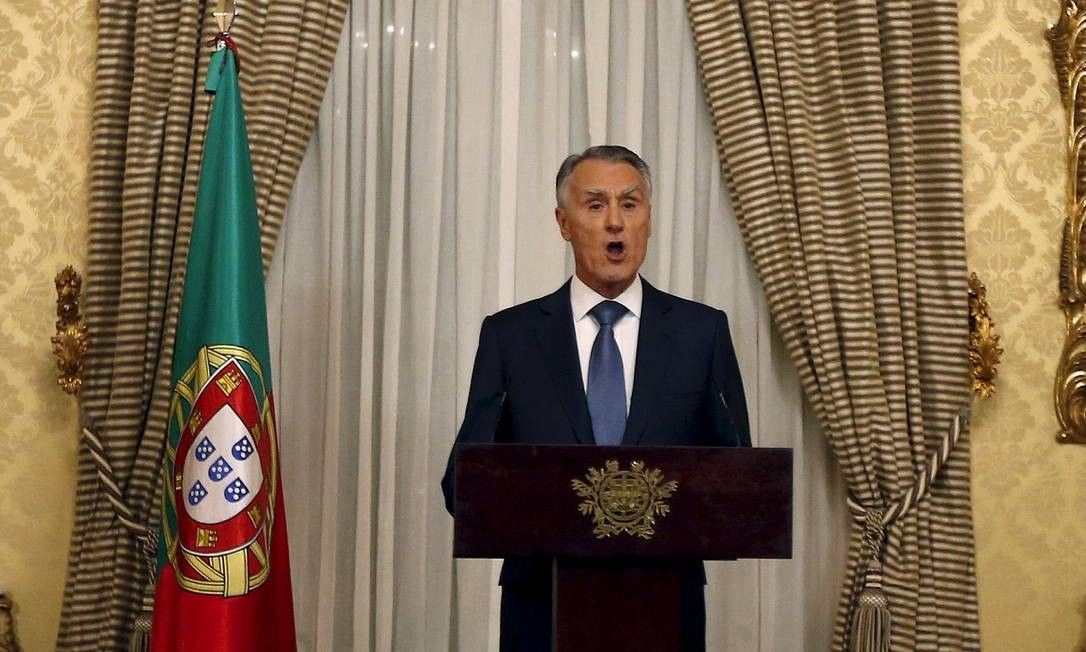 Após derrota conservadora, presidente português deve ceder à esquerda ...