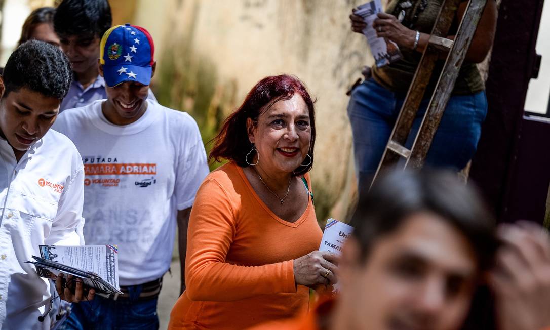 Tamara Adrian: a primeira candidata transexual na Venezuela - Jornal O ...