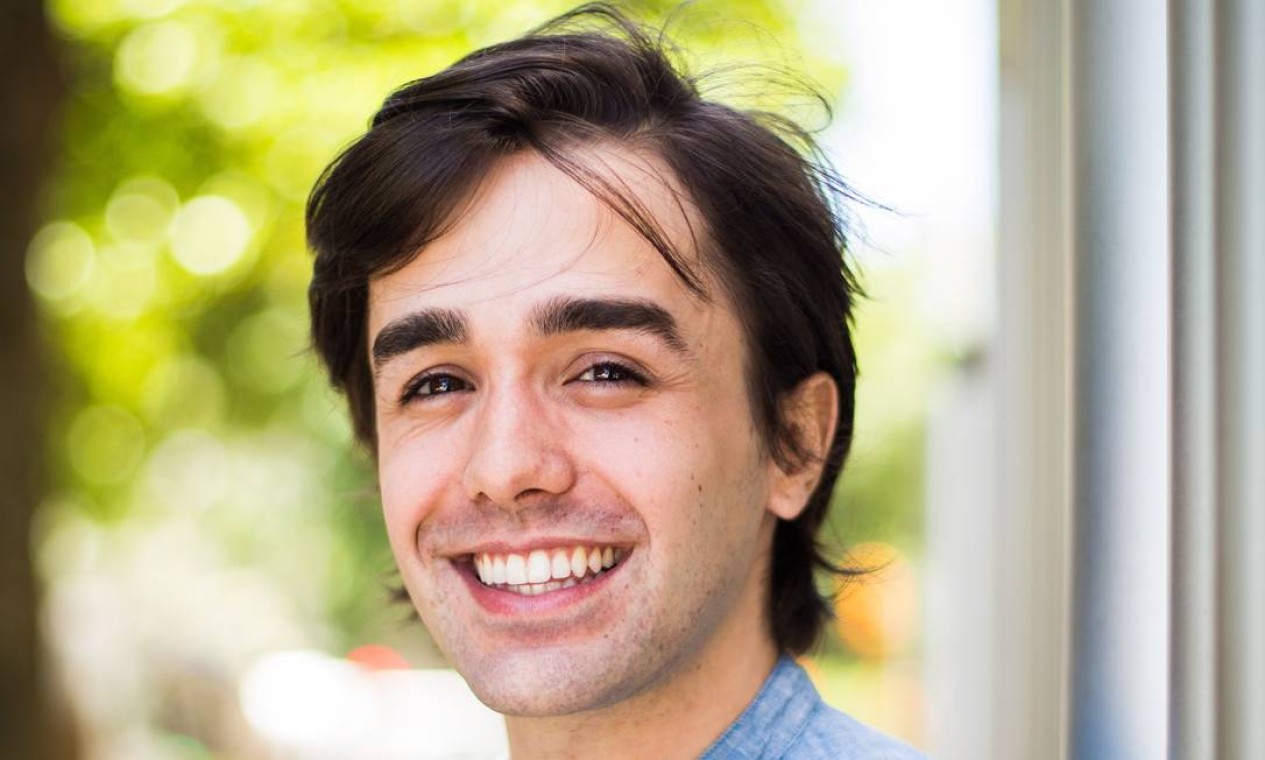 Conhecido por musicais, Darwin Del Fabro comemora estreia na TV - Jornal O Globo