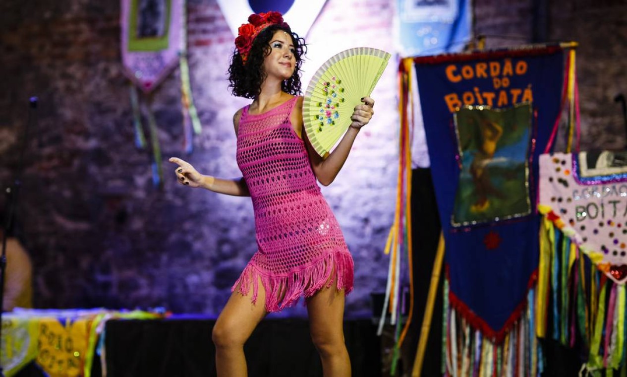 Ana Andrade, a foliã performática - Jornal O Globo