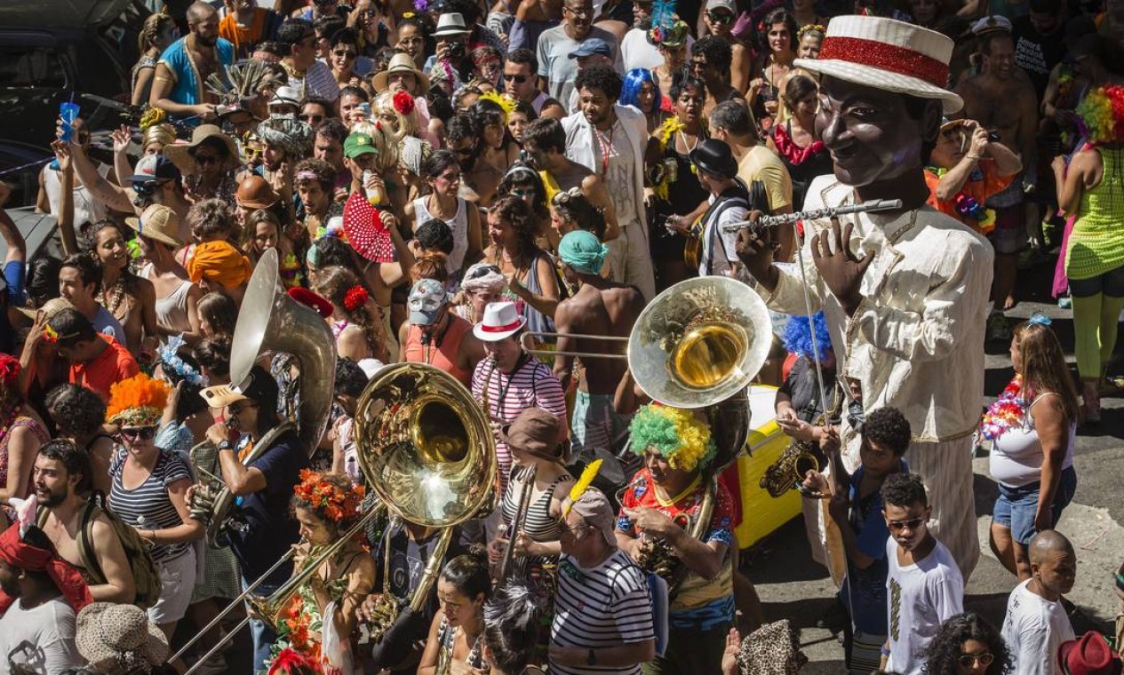 Festa nas ruas do Rio - Jornal O Globo