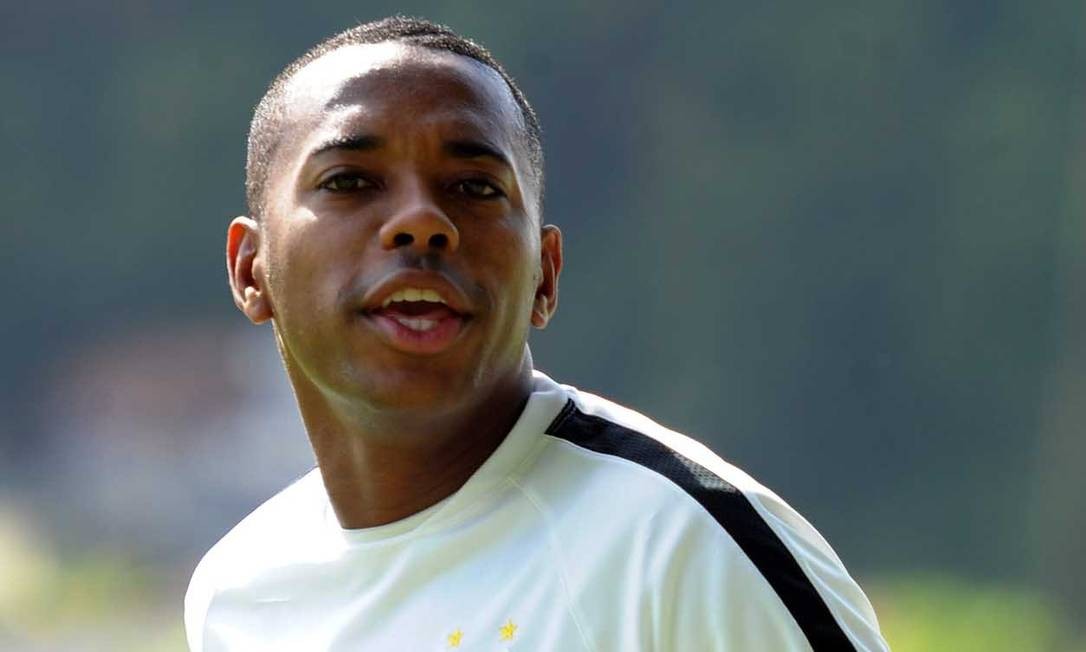 Robinho fecha com o Atlético-MG e deve ser apresentado na segunda-feira ...