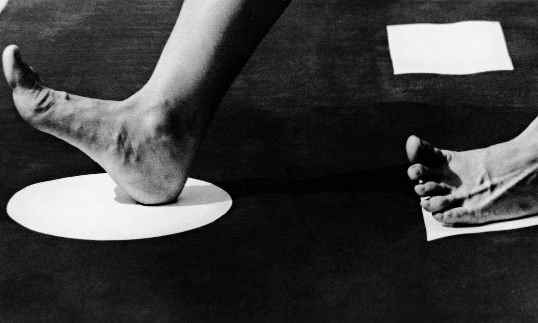 Integrante do Poema/processo, Neide Sá expõe novas obras no Oi Futuro ...