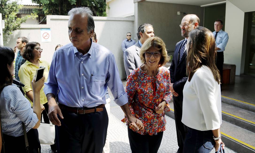 Pezão: ‘O PMDB ainda está no governo e vai demorar para sair’ - Jornal ...