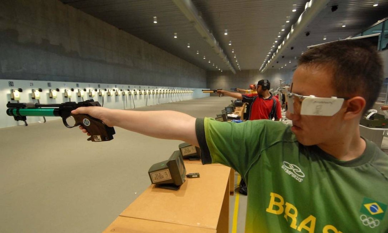 Felipe Wu é o primeiro brasileiro a assumir o topo do ranking no tiro ...