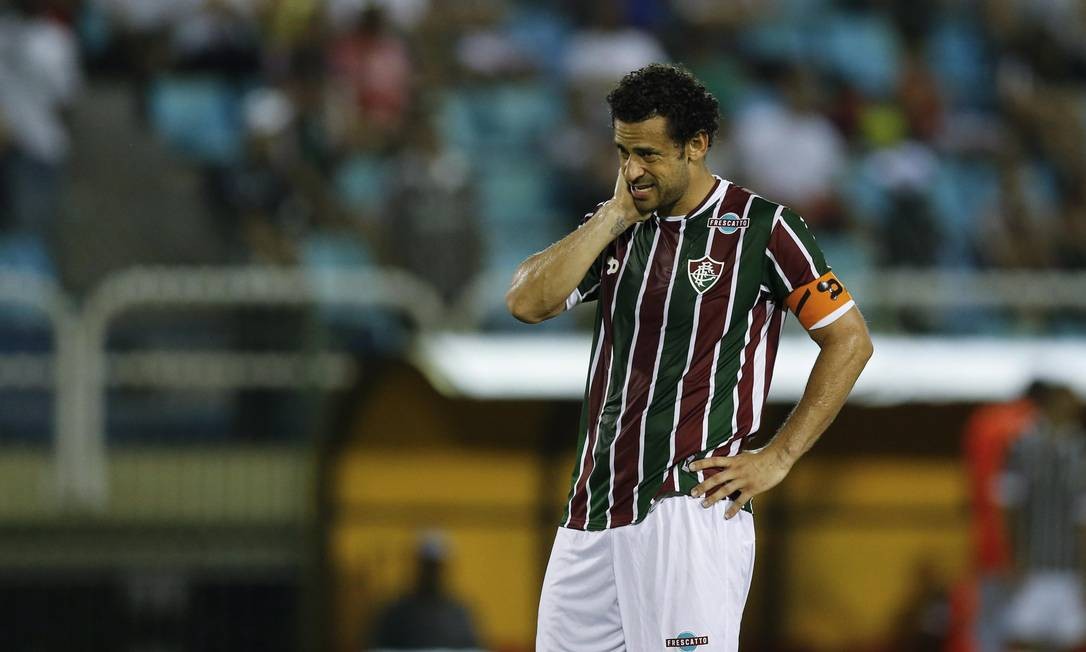 Fred chega ao maior jejum de gols com a camisa do Fluminense - Jornal O ...