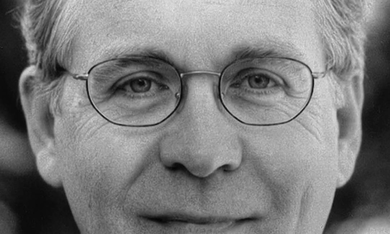 Cocriador de ‘Twin Peaks’, Mark Frost retorna à série e lança livro ...