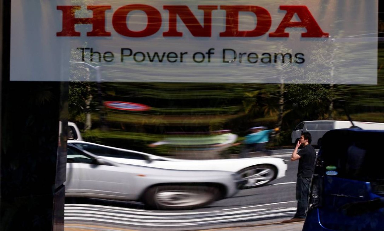Honda deve ampliar recall de airbags Takata para mais 31 milhões de ...