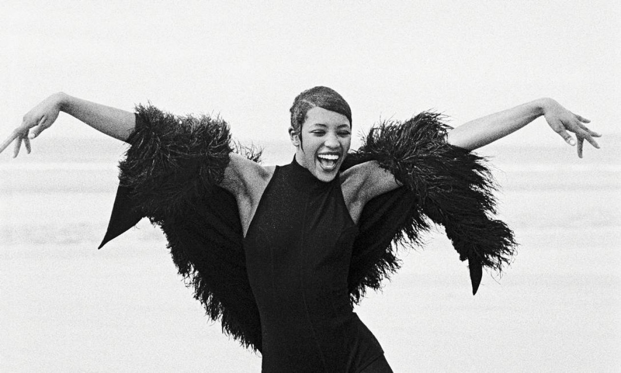Os 30 anos de carreira de Naomi Campbell em fotos - Jornal O Globo