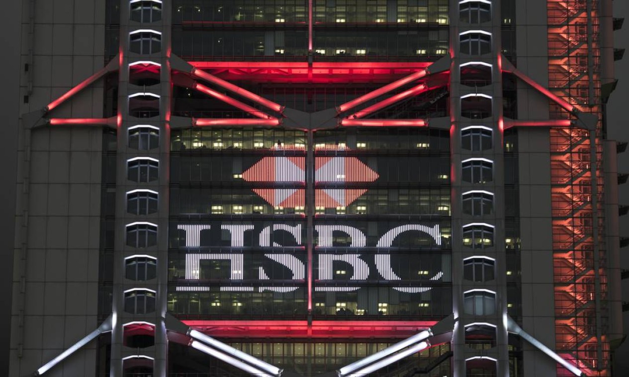 HSBC vai levar parte de equipe para Paris após Brexit - Jornal O Globo