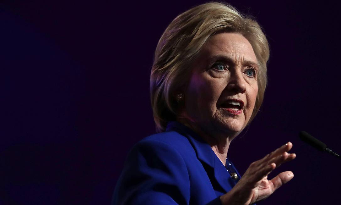 Hillary afirma que é preciso defender os EUA de ataques dos ‘lobos ...