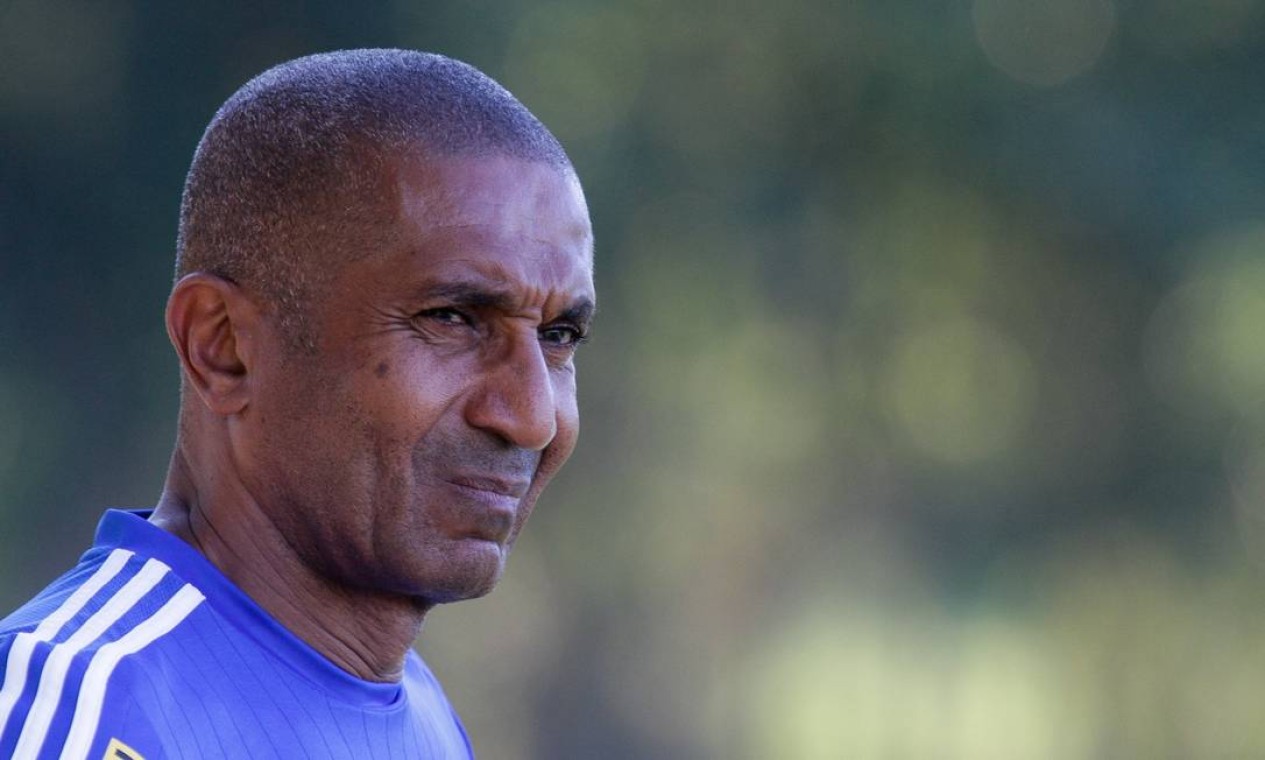 Cristóvão Borges assume lugar de Tite como técnico do Corinthians ...