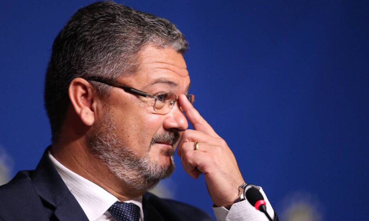 Micale quer 'olho no olho' com Neymar antes de escolher capitão na Rio ...