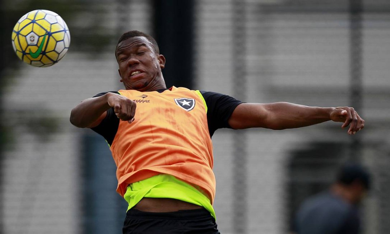 Aos 19 anos, Ribamar está de saída do Botafogo - Jornal O Globo