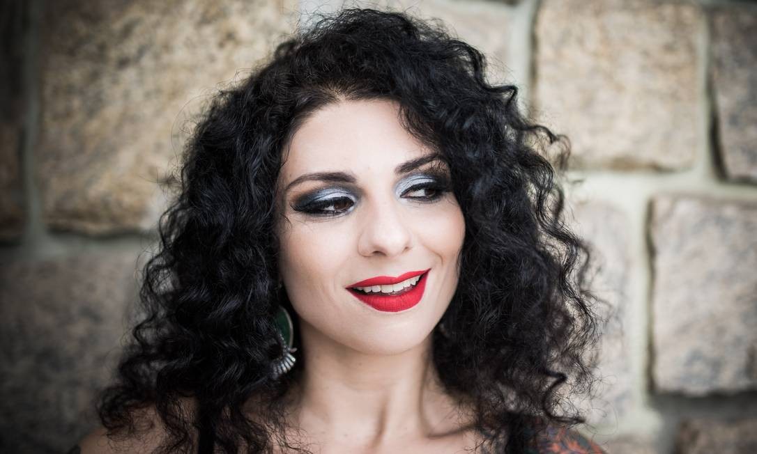 Com disco novo, Julia Bosco defende busca pela autenticidade - Jornal O Globo