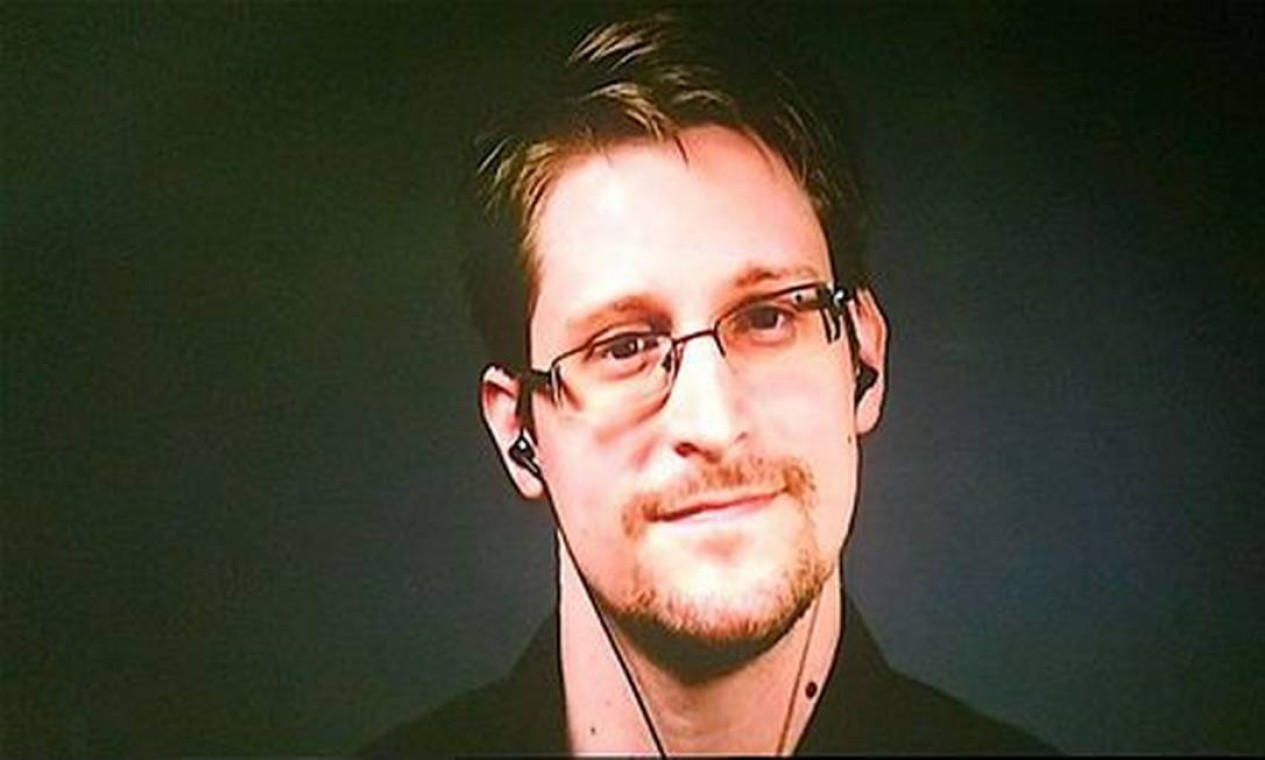 Edward Snowden fala sobre estreia de filme que dramatiza sua vida ...