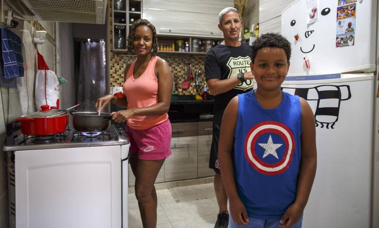 Sobrevivendo à crise: as imagens das famílias - Jornal O Globo