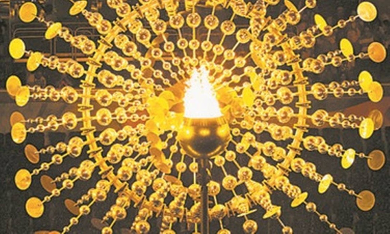 Pira Olímpica sairá do estádio do Maracanã para museu - Jornal O Globo