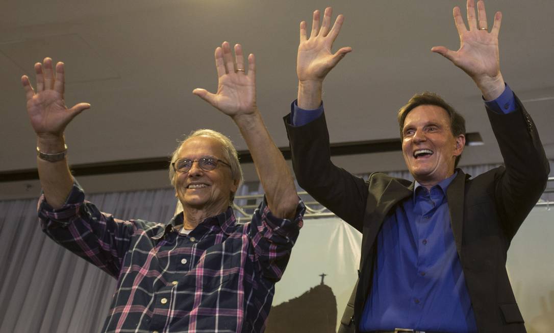 Crivella começa a traçar estratégia para o 2º turno - Jornal O Globo